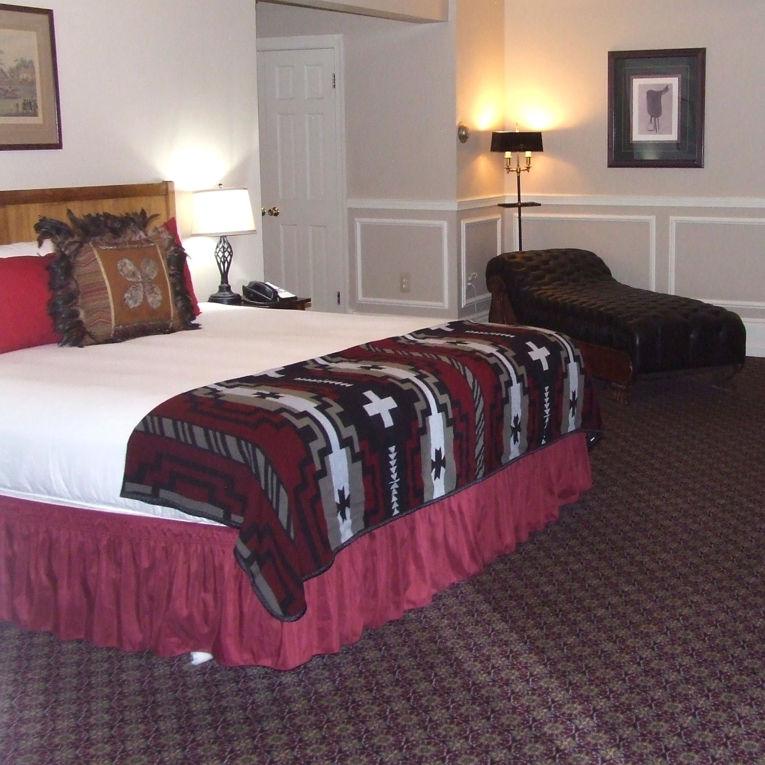 Redstone Inn Hotel Rooms | Lodging in Colorado